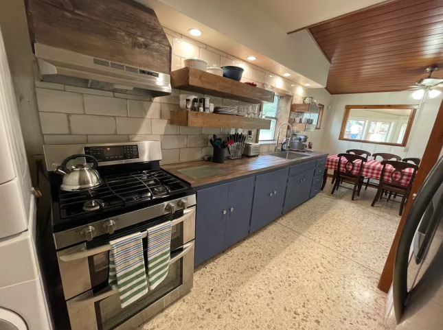 Homestead on Main St.