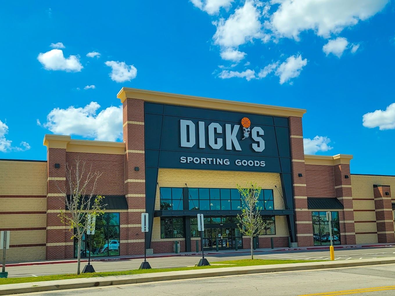 DICK'S Sporting Goods