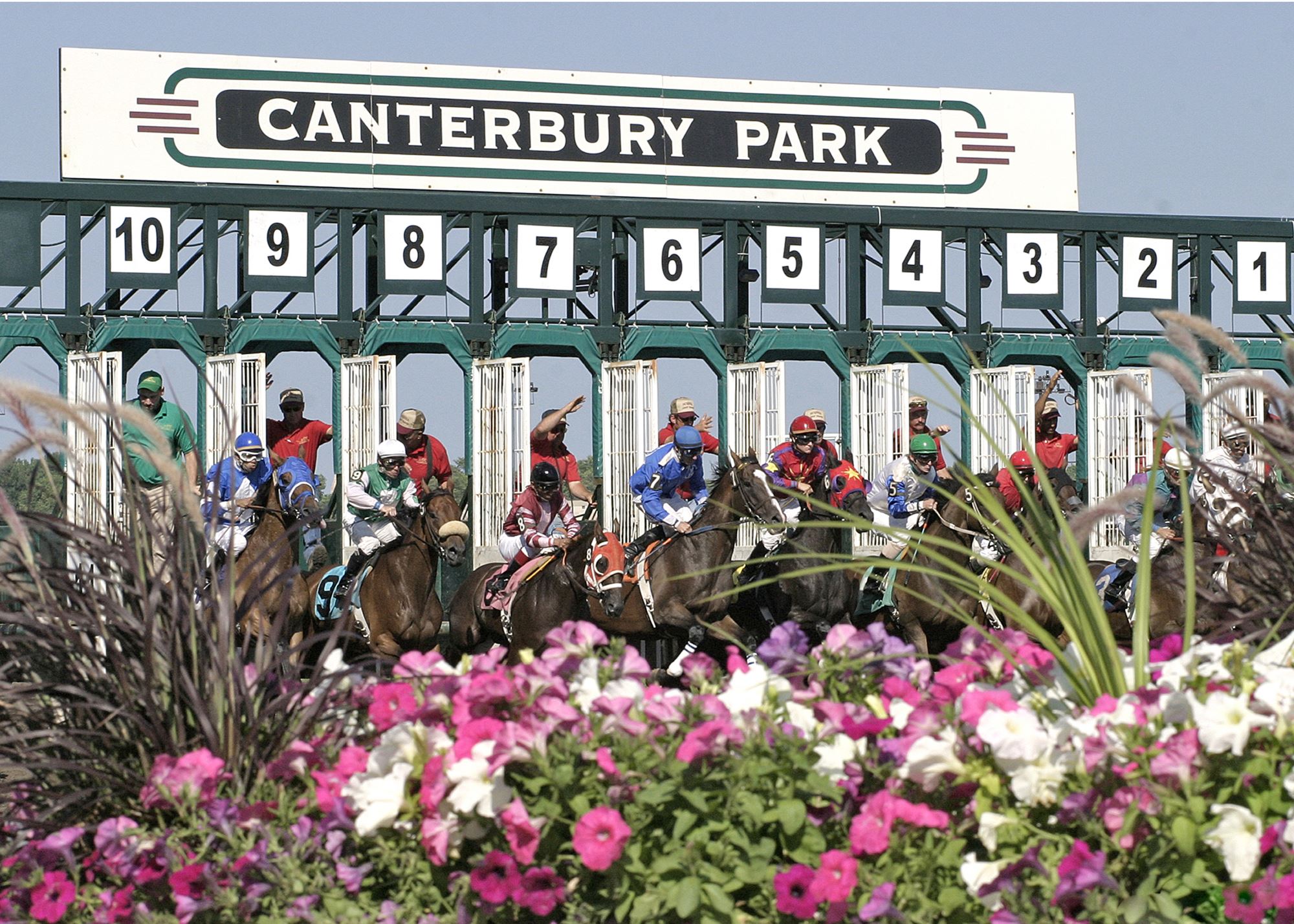 Saturday Night Racing