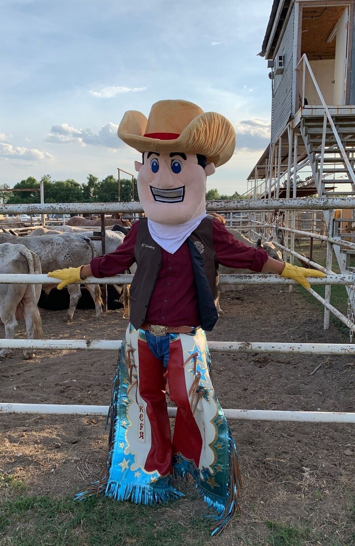 Queen's Court & KC Cowboy