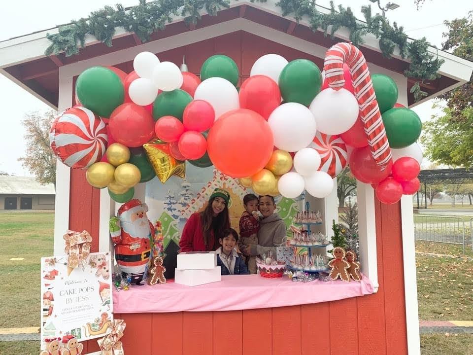 Hometown Holiday Market