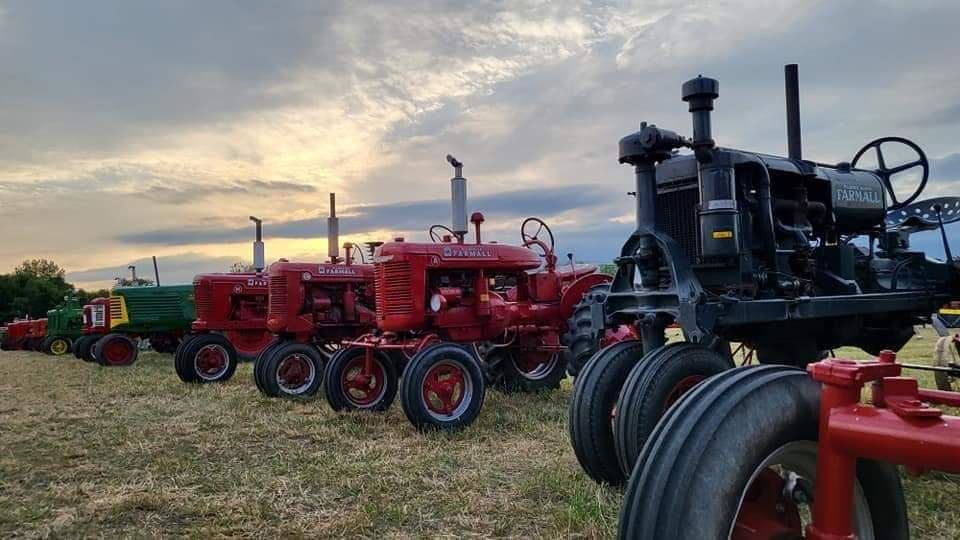 Machinery Hill Tractor & Equipment Displays