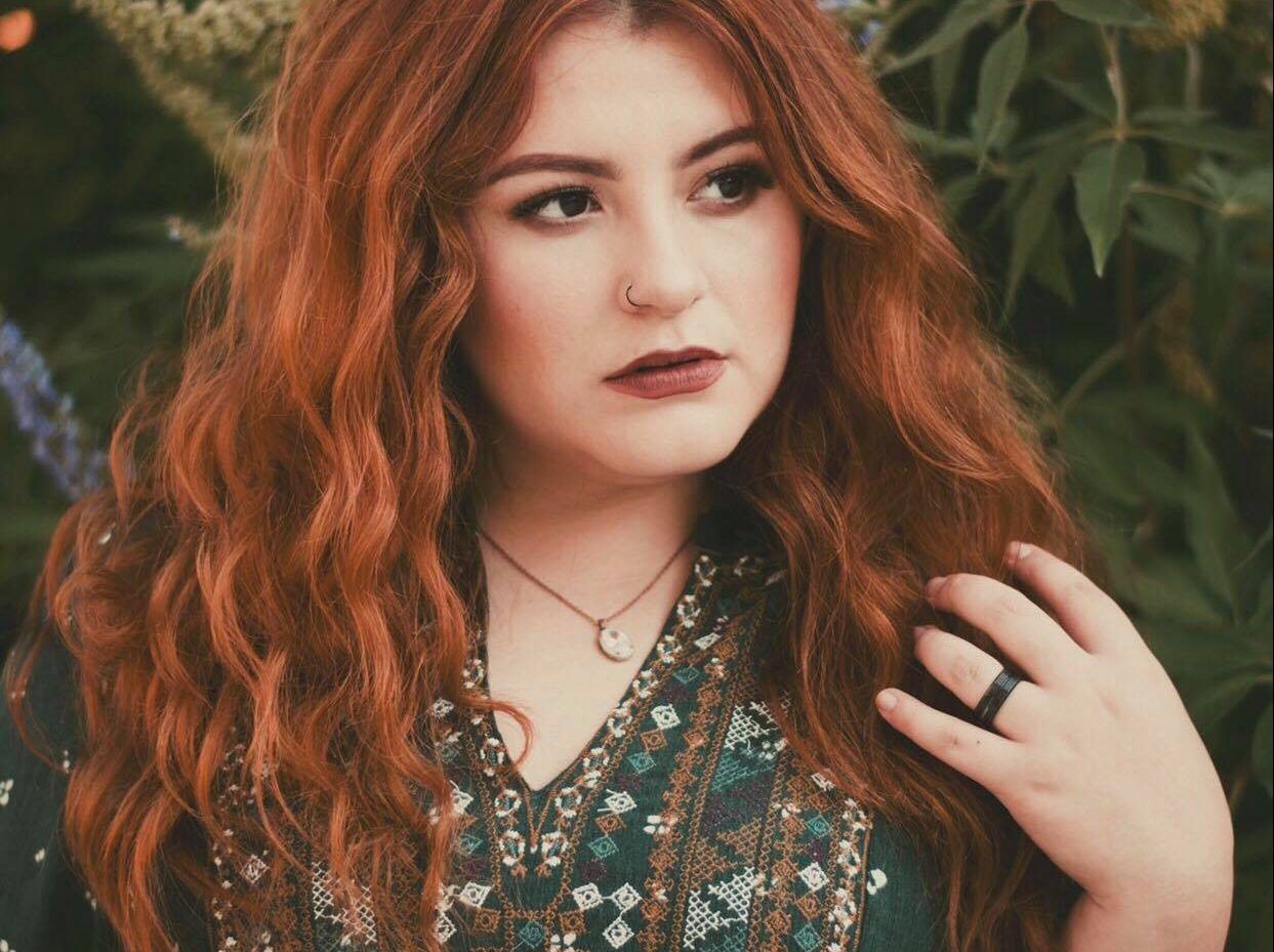 "Off The Rails" with Jade Flores