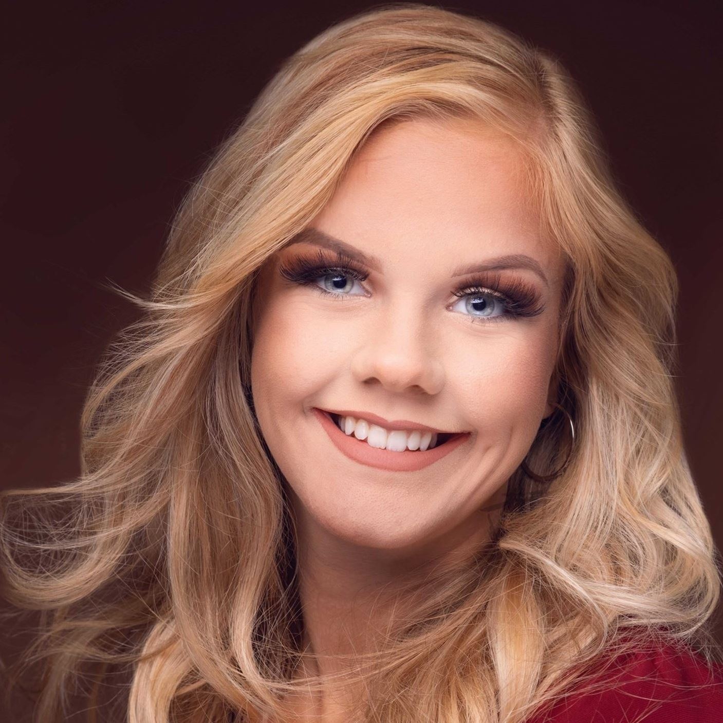 Elizabeth Clapp's Instagram, Twitter & Facebook on IDCrawl