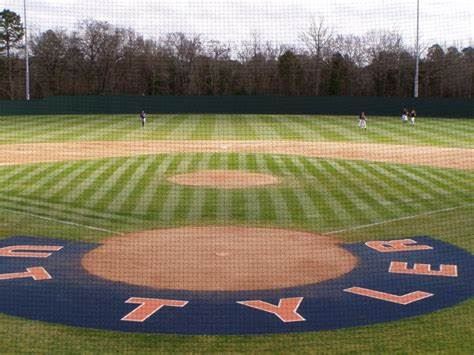 UT Tyler-Irwin Field