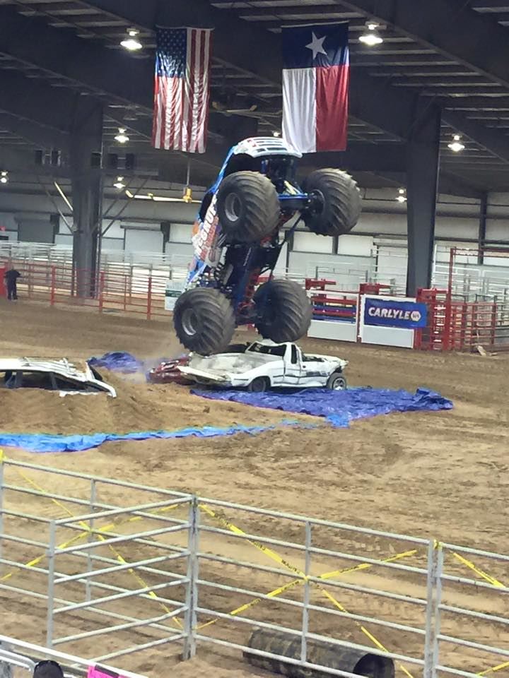 Uvalde County Indoor Arena