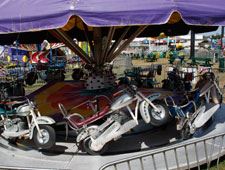 Midway Rides & Games
