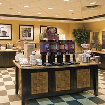 HAMPTON INN & SUITES